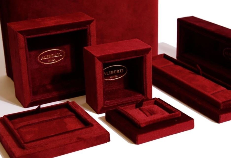 Astucci per oreficeria: le soluzioni di lusso To Be Packing